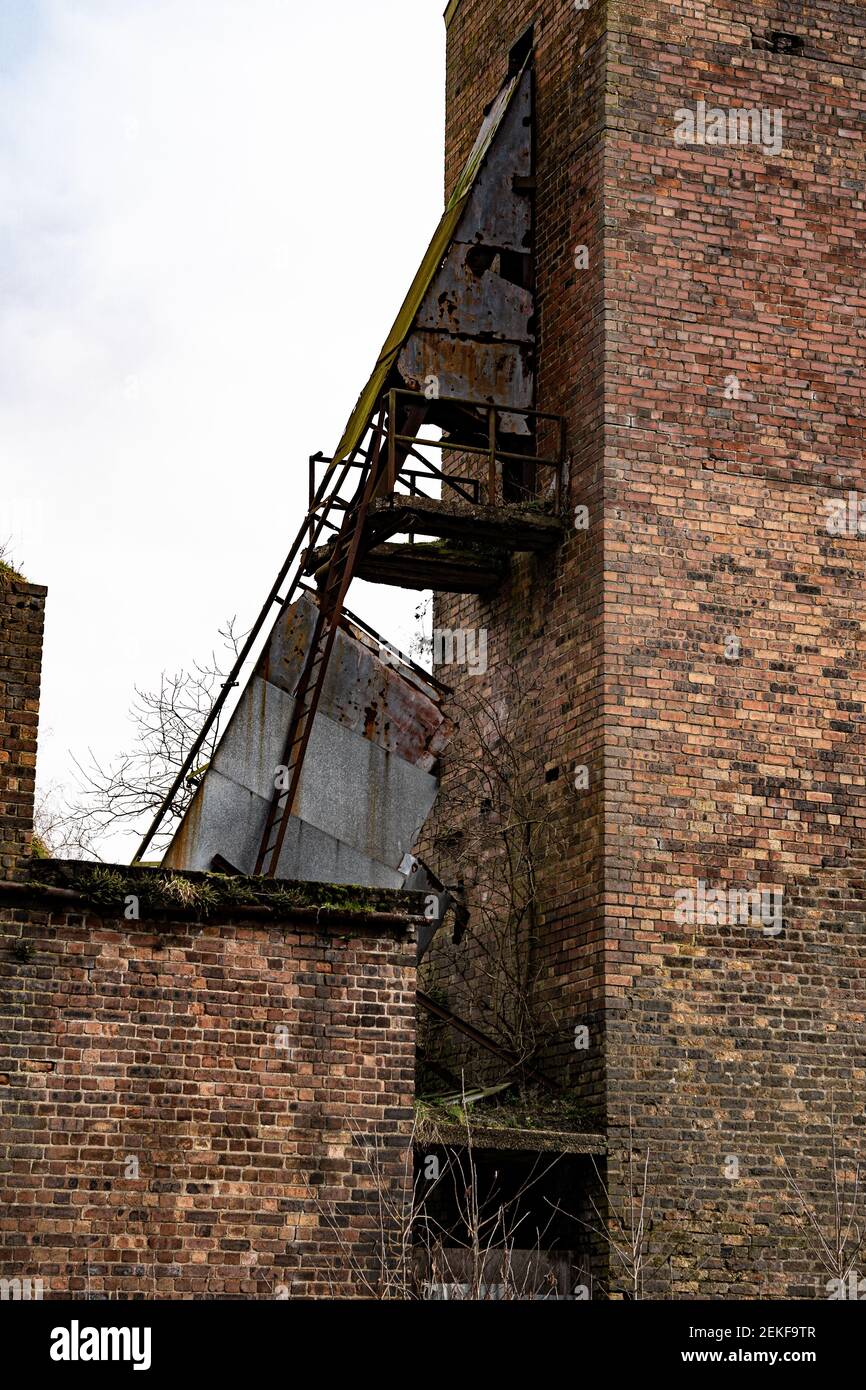 Pottery warehouse hi-res stock photography and images - Alamy