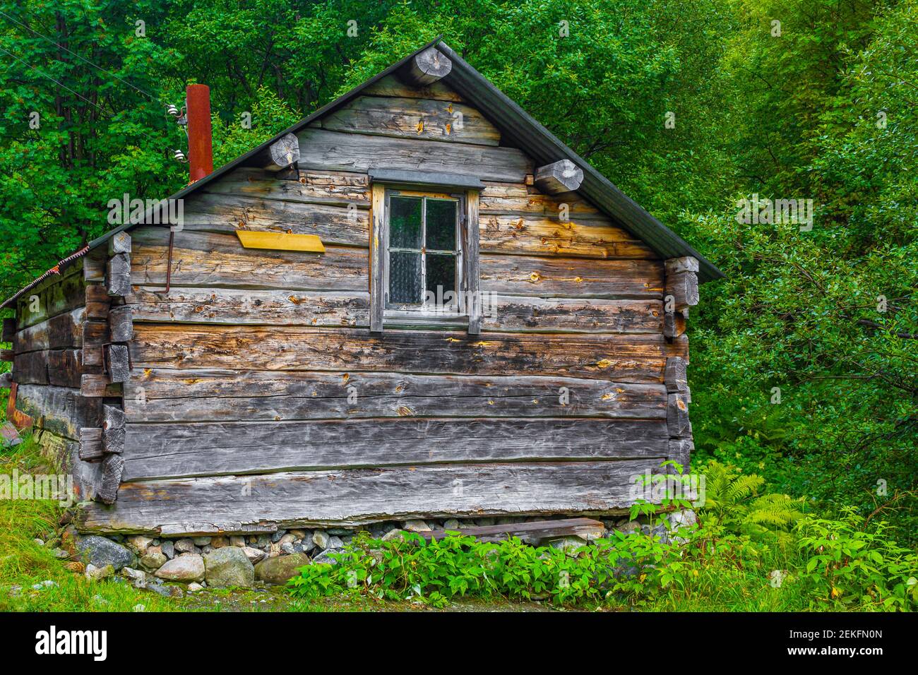 Old wooden cabin hut in Utladalen Øvre Årdal Norway. Most beautiful ...