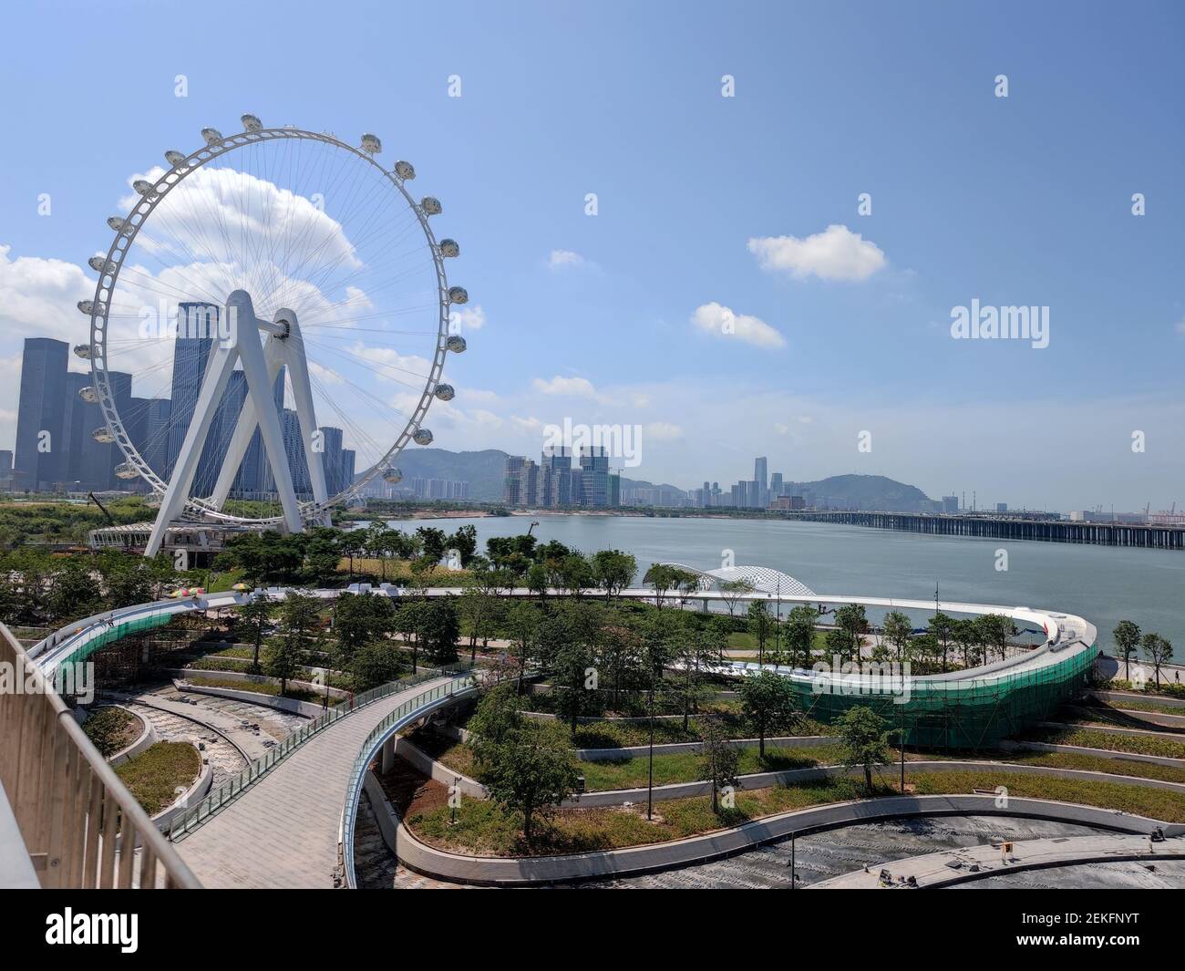 The light of the Bay Area, a ferris wheel erected at the Bao¡¯an ...