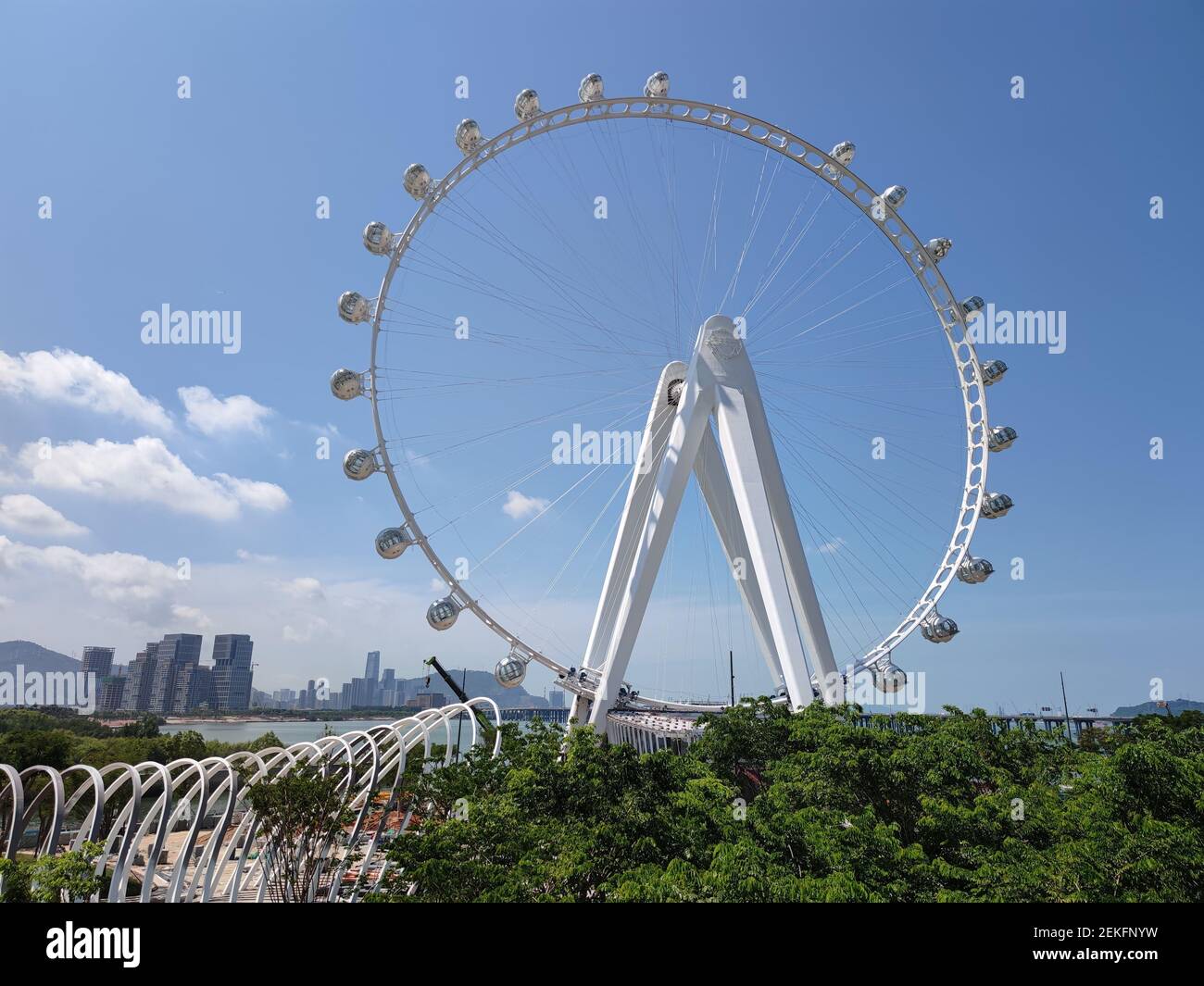 The light of the Bay Area, a ferris wheel erected at the Bao¡¯an ...