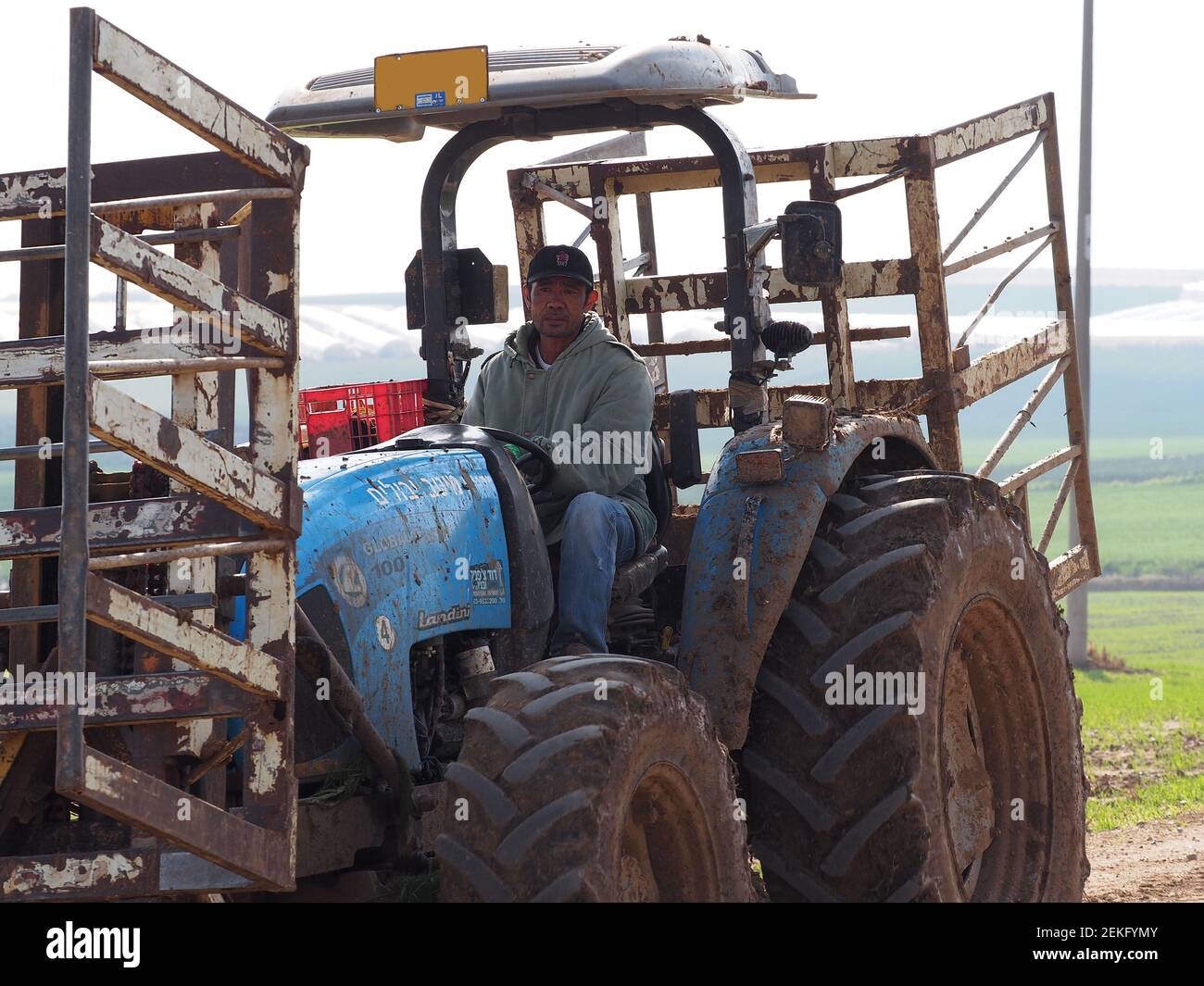 Tractor in the fields hi-res stock photography and images - Alamy