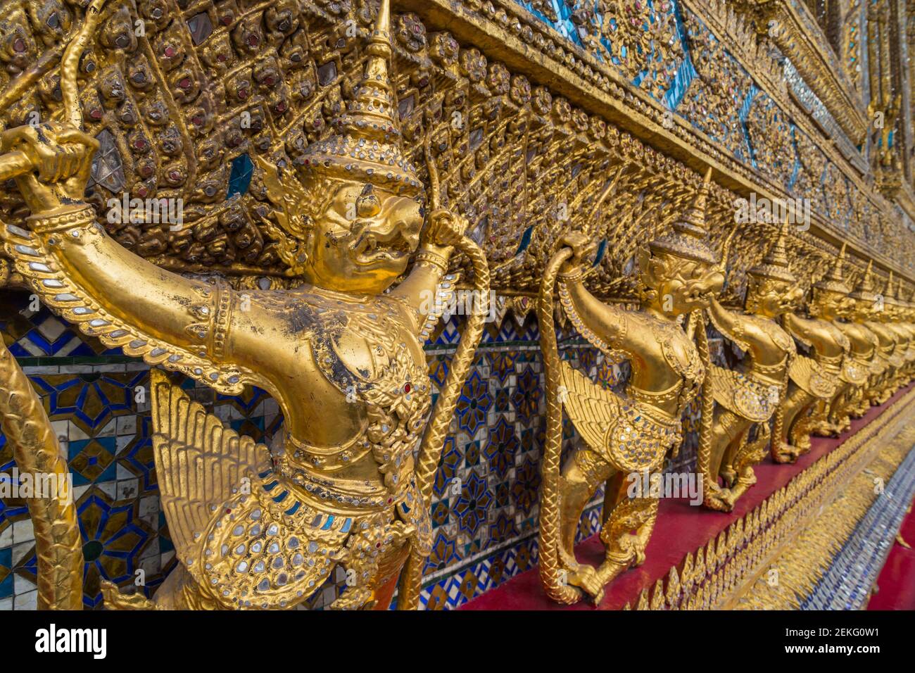 Guardian demon statues on phra mondop at the emerald buddha temple ...