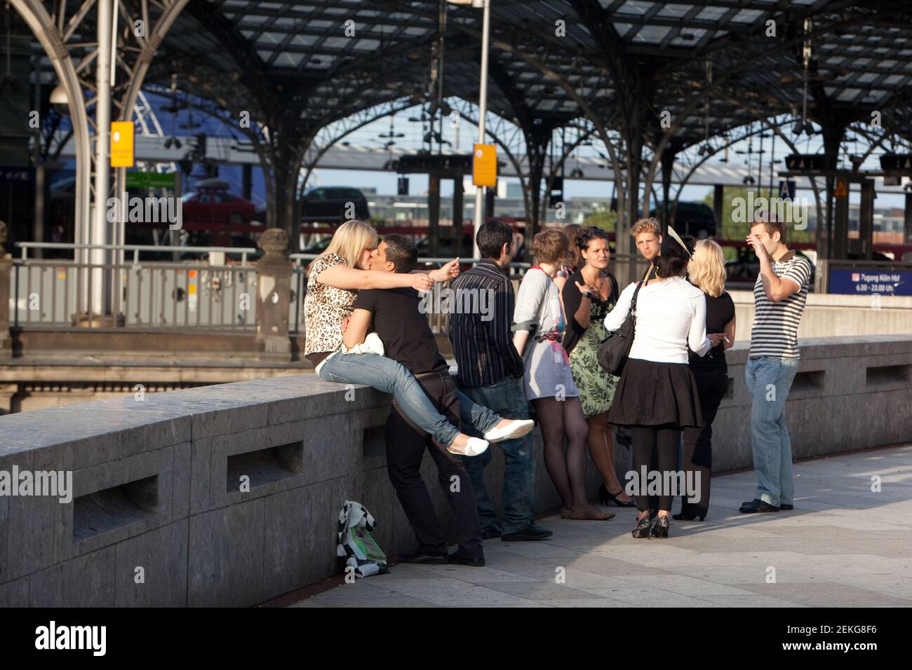 People hanging out of train hi-res stock photography and images - Alamy