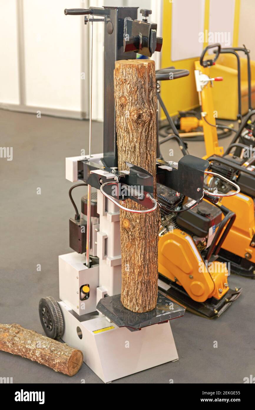 Vertical Wood Cutting Firewood Processor Machine Equipment Stock Photo ...