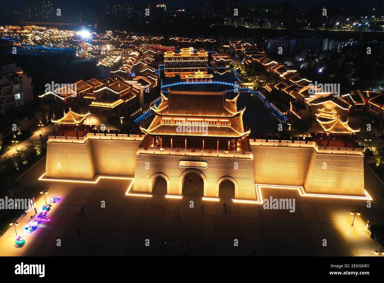 The city of Chongzuo is spending 1.8 billion yuan to build an ancient ...