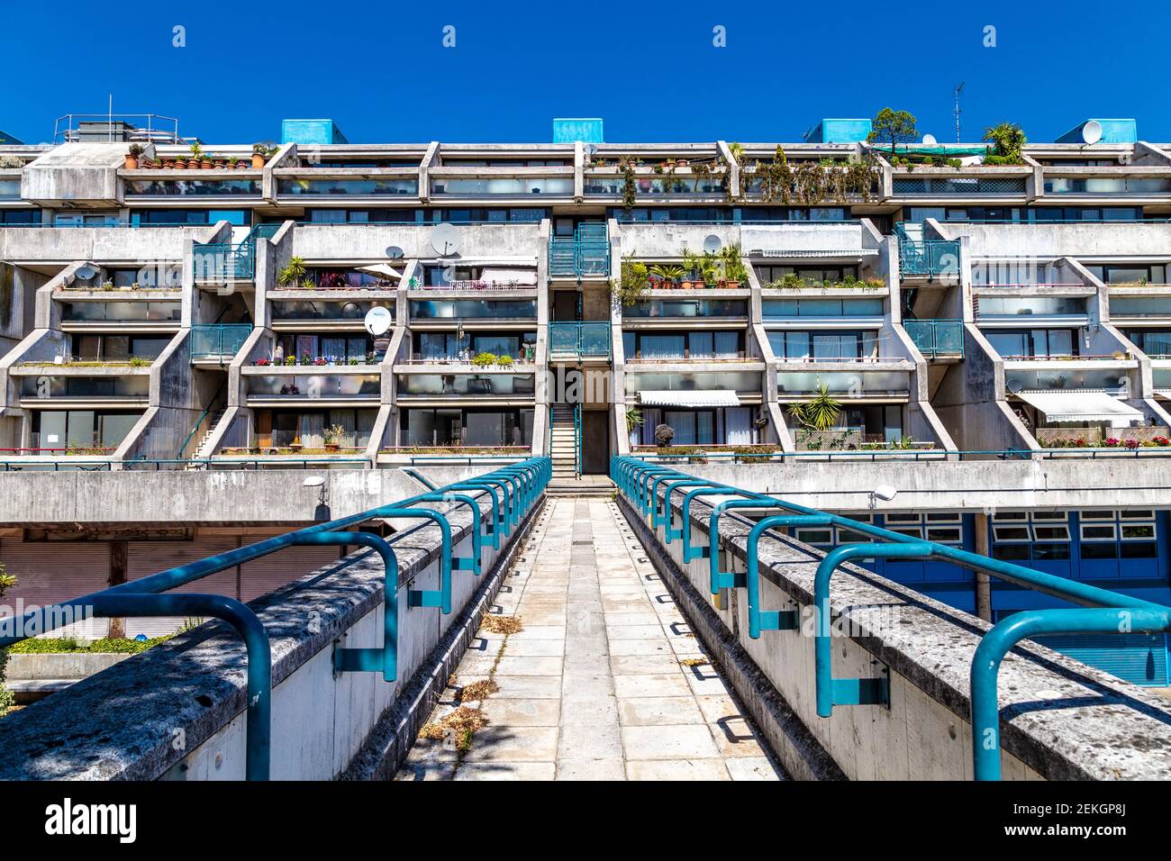 Brutalist buildings uk hi-res stock photography and images - Alamy