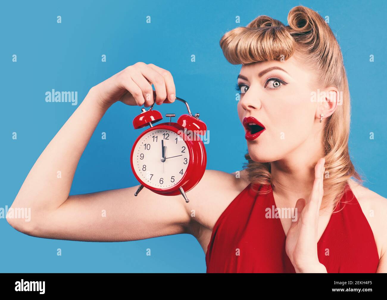 Pin up girl hi-res stock photography and images - Alamy