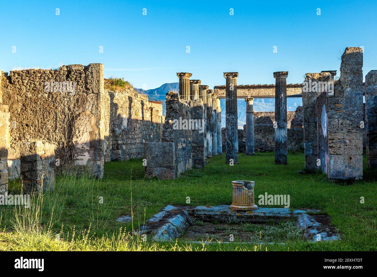 Pompeii city destroyed in 79BC by the eruption of Mount Vesuvius Stock ...