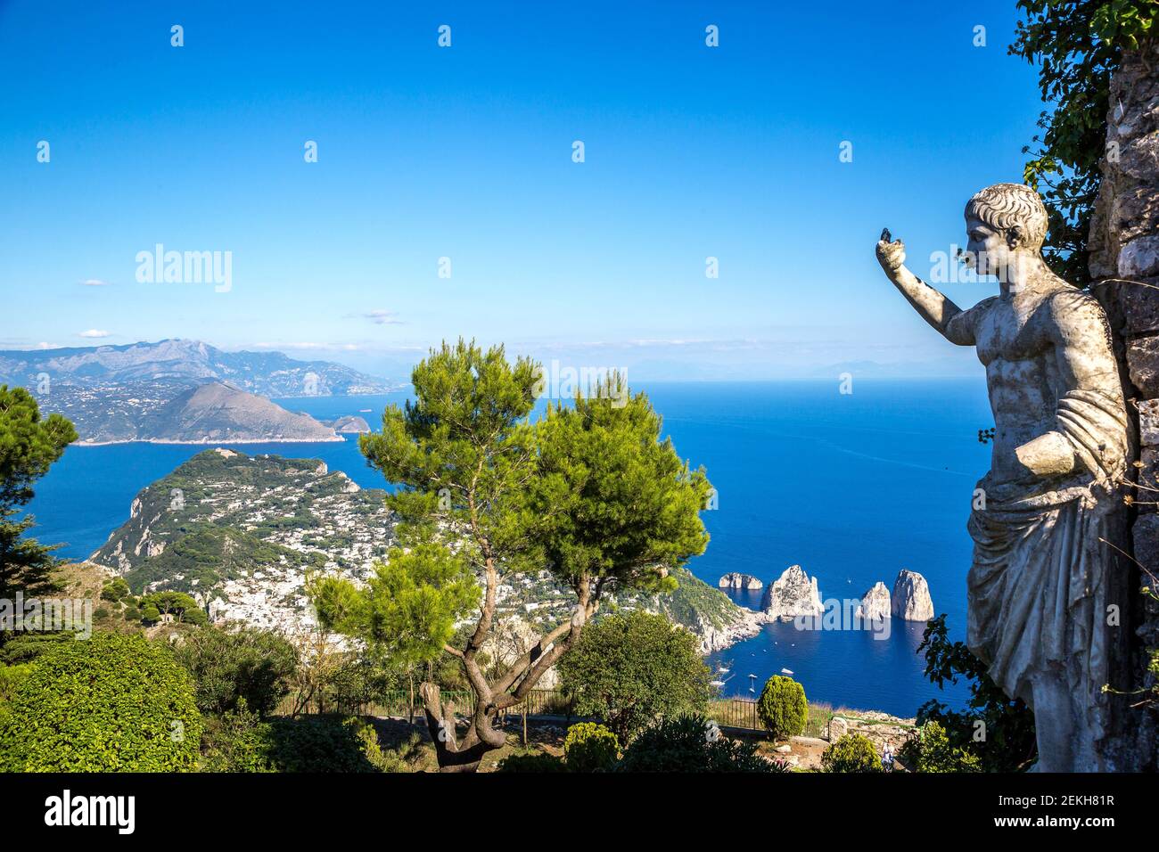 Capri island in a beautiful summer day in Italy Stock Photo - Alamy
