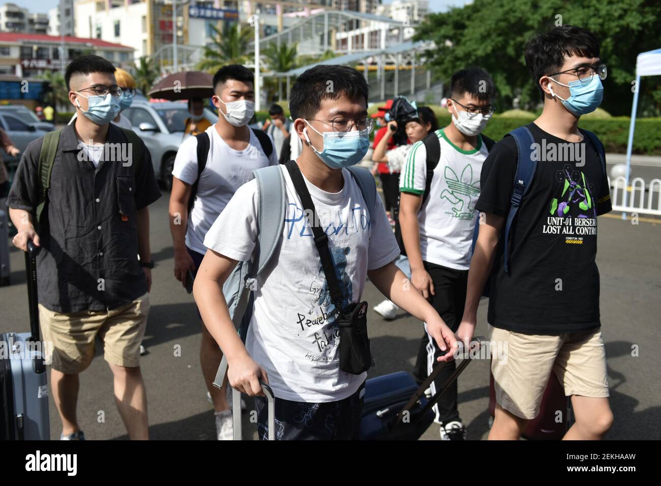 Students of Hainan University wearing face masks return to school ...