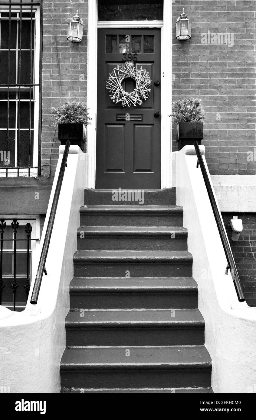 Front Door Brick Steps Brick Front Steps Hi Res Stock Photography And