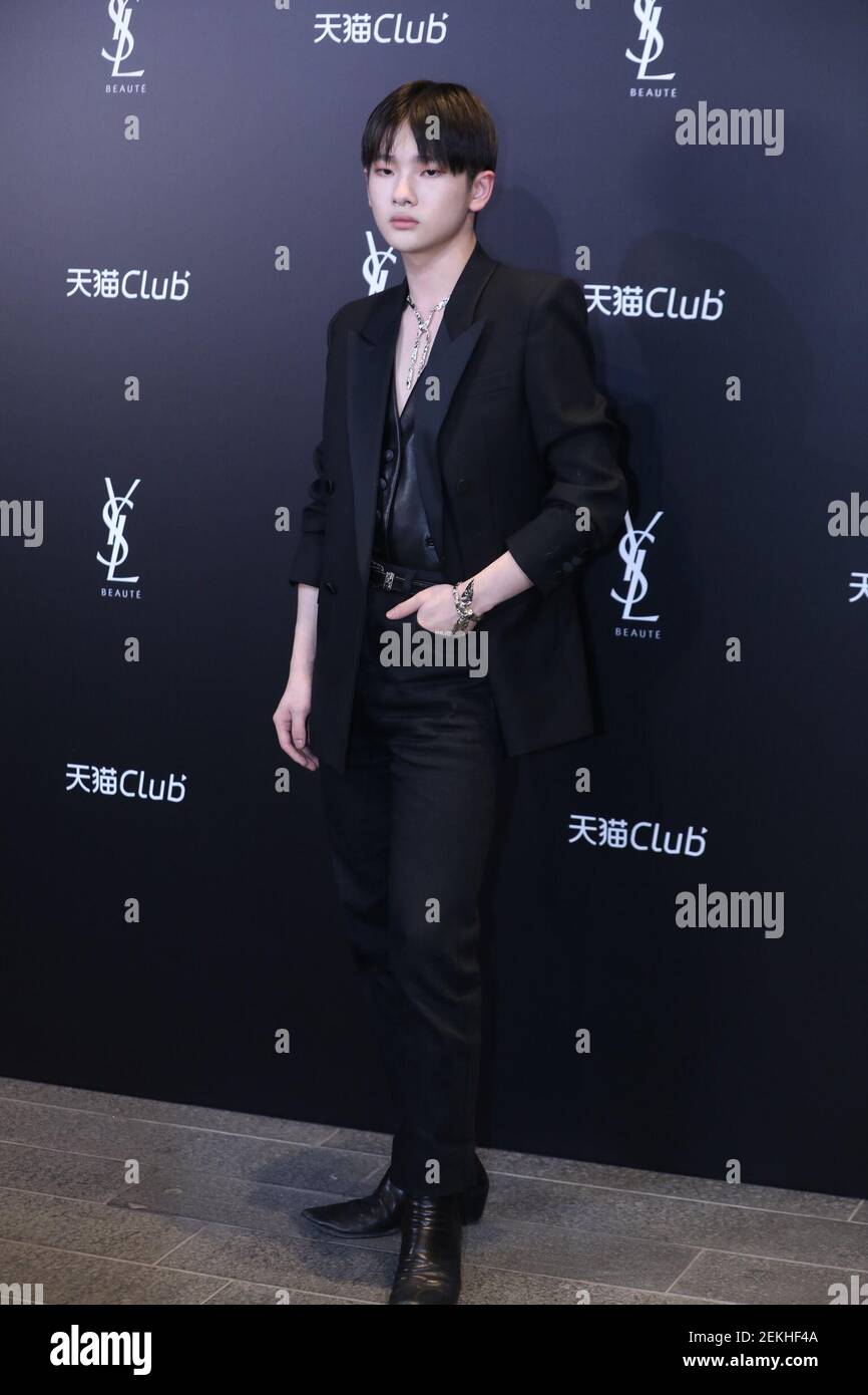 Chinese rapper, singer, songwriter and dancer Zhou Zhennan shows up in ...