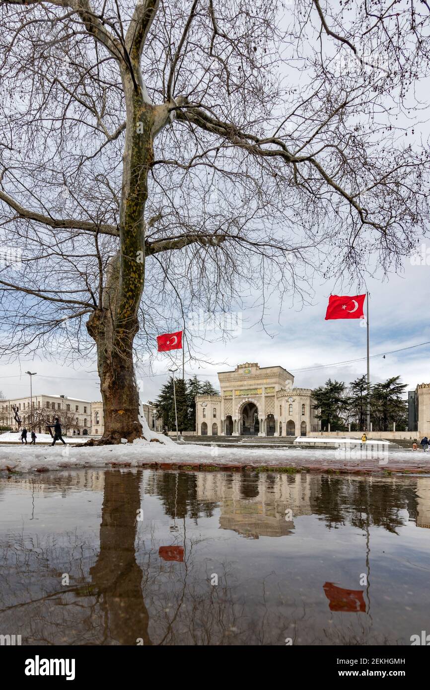Meydan camii hi-res stock photography and images - Alamy