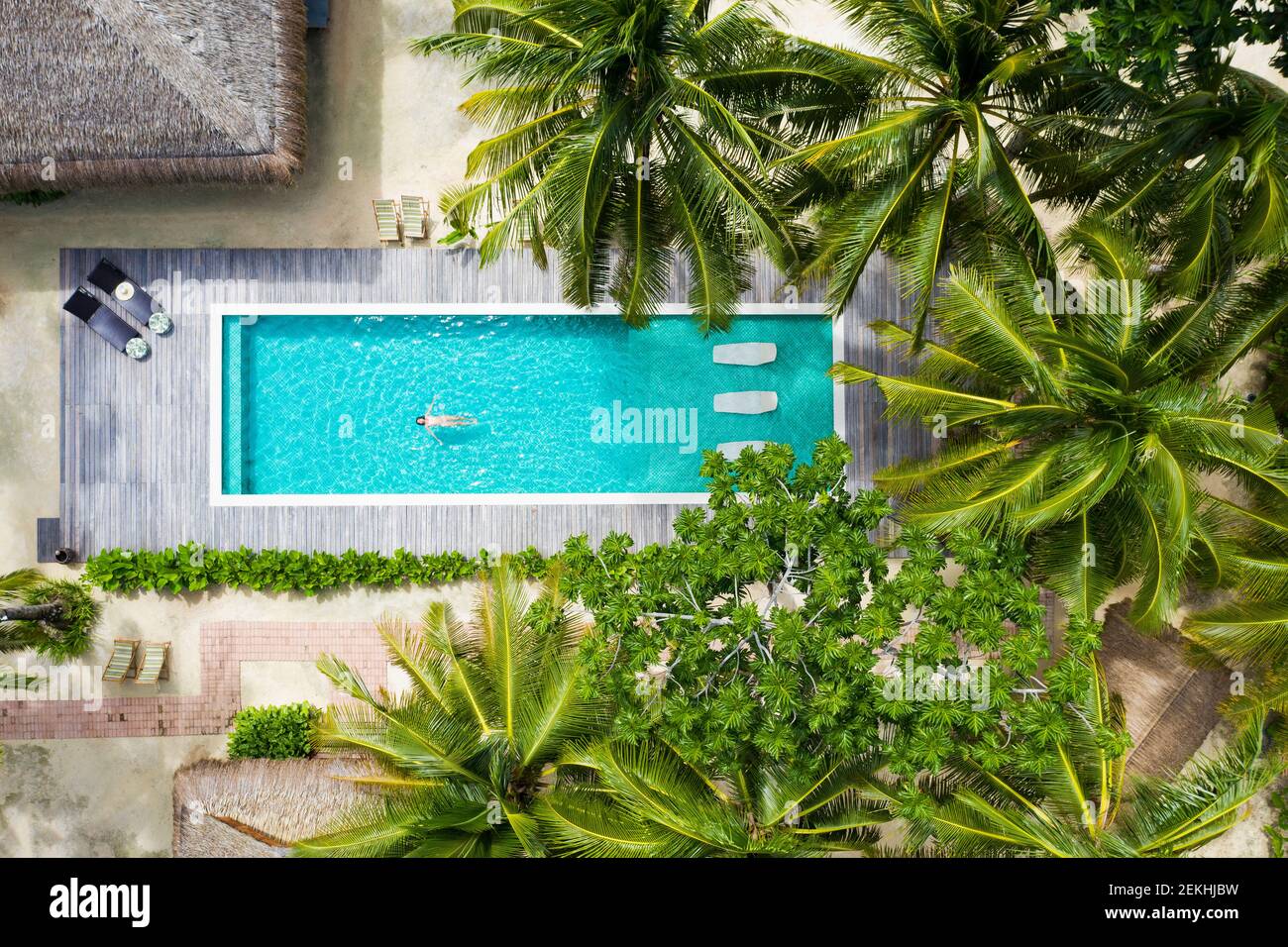 Swimming pool aerial view hi-res stock photography and images - Alamy