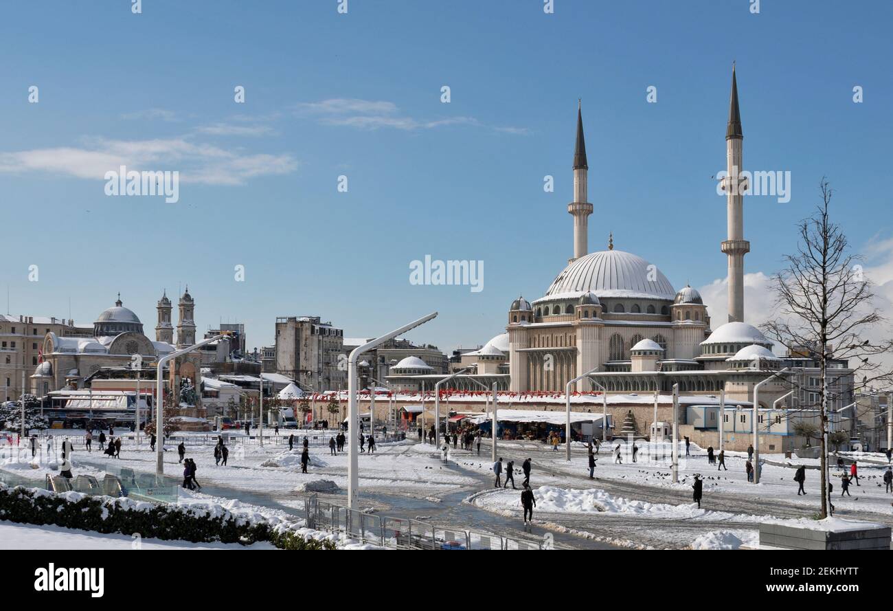 Taksim square taksim meydani istanbul hi-res stock photography and ...