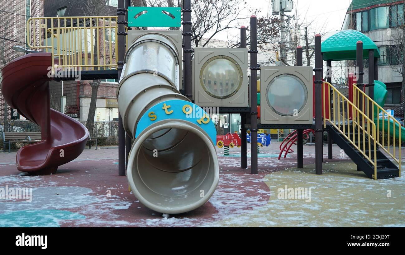 Visual slide hi-res stock photography and images - Alamy