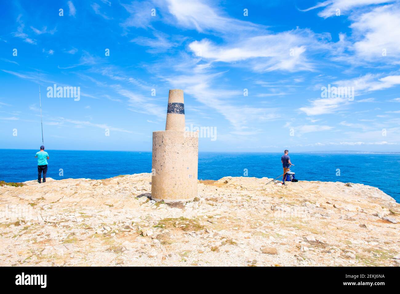 Local fishing in the ocean at Papoa Peniche, Miradouro com Vistas ...