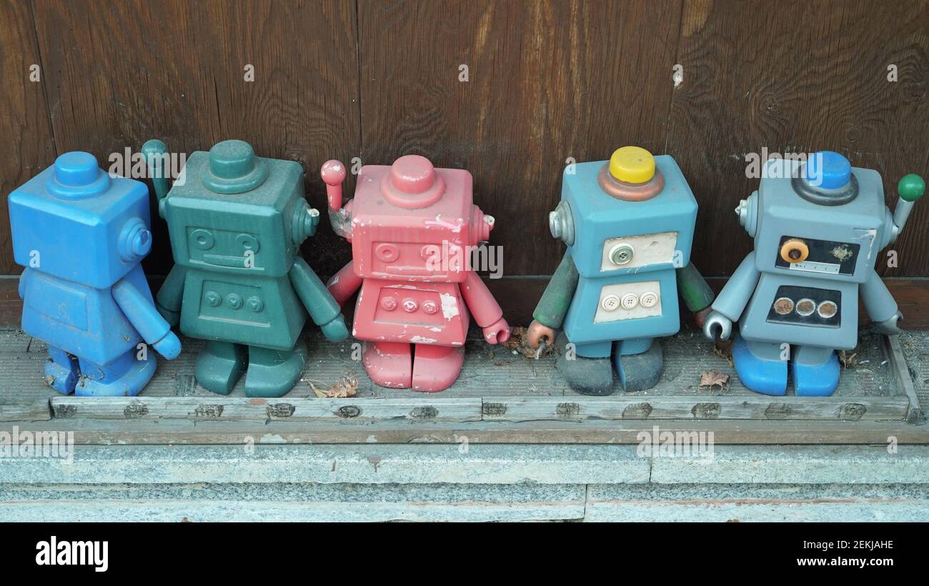 Colorful robot hi-res stock photography and images - Alamy