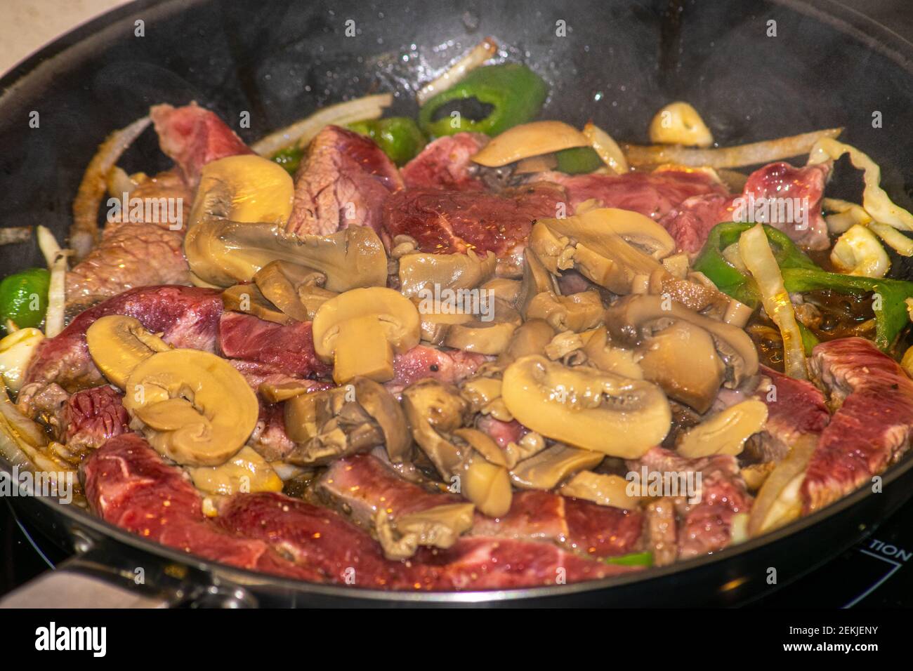 Coocking peppers hi-res stock photography and images - Alamy