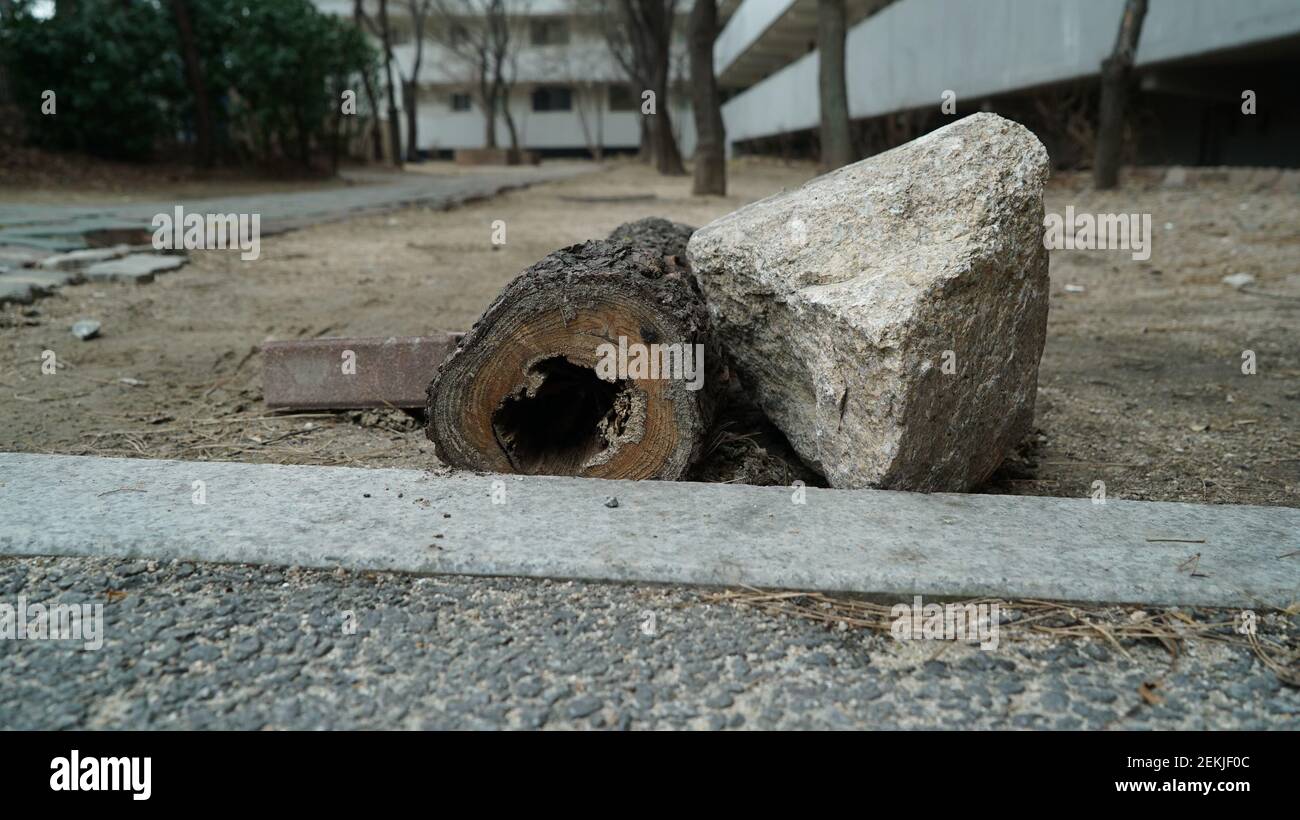 Wooden logs ground road hi-res stock photography and images - Alamy