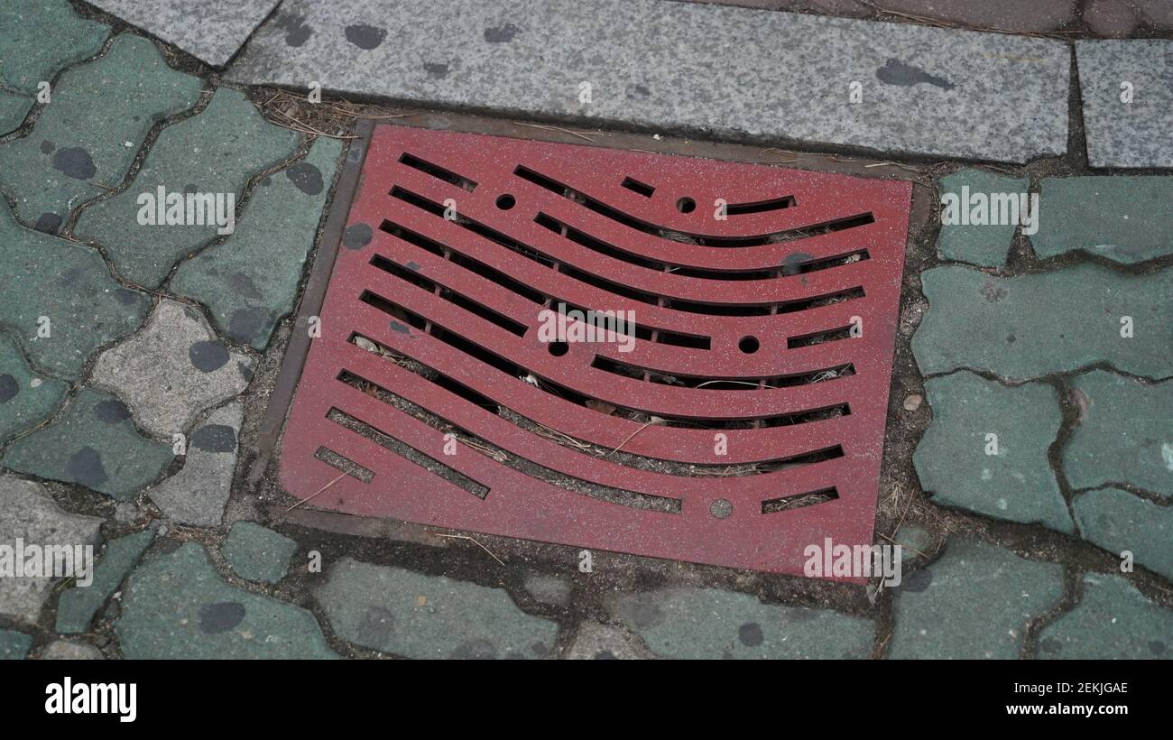 Red sewer hi-res stock photography and images - Alamy