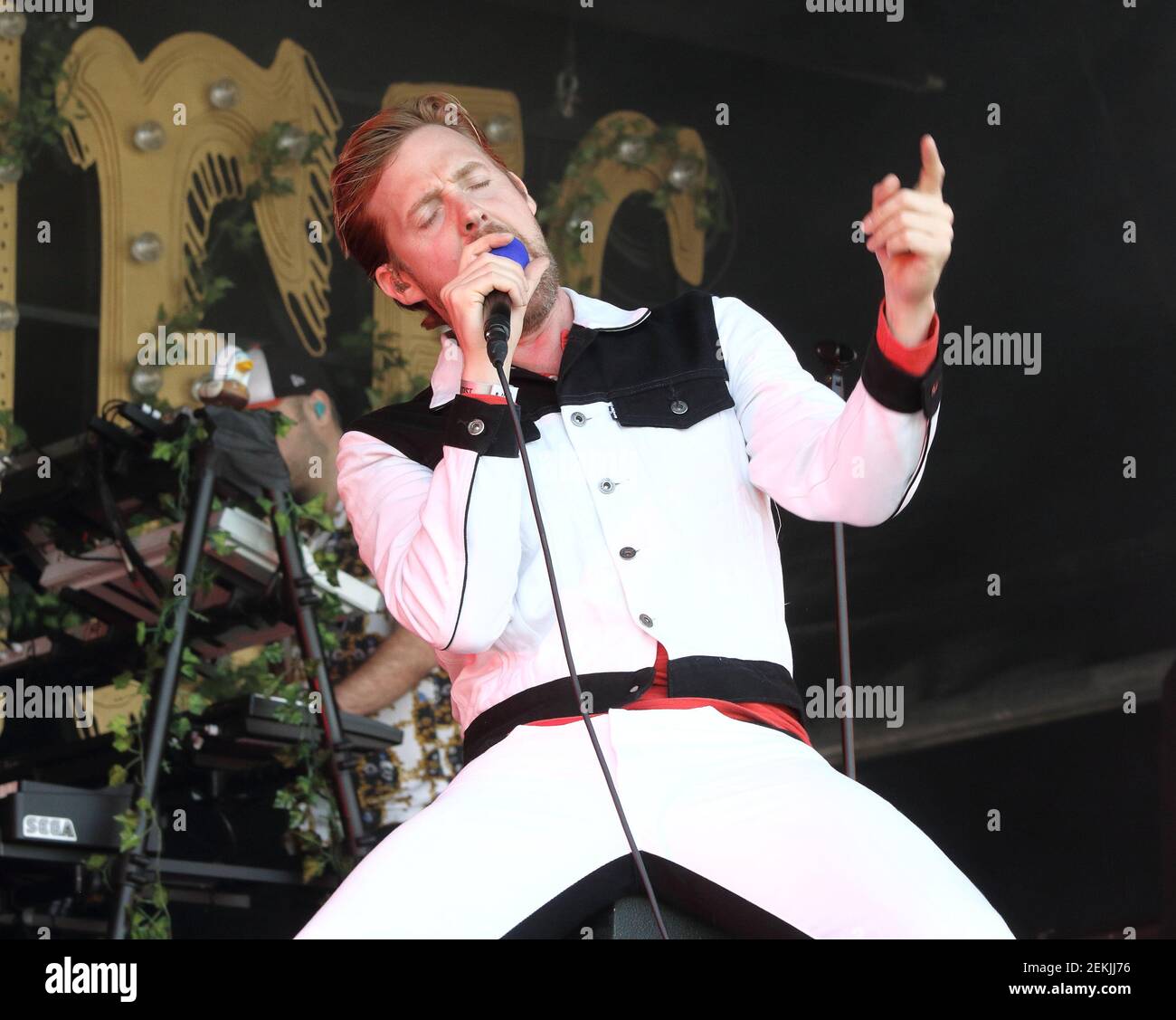 Kaiser Chiefs lead singer, Ricky Wilson at the Pub during the Park's ...