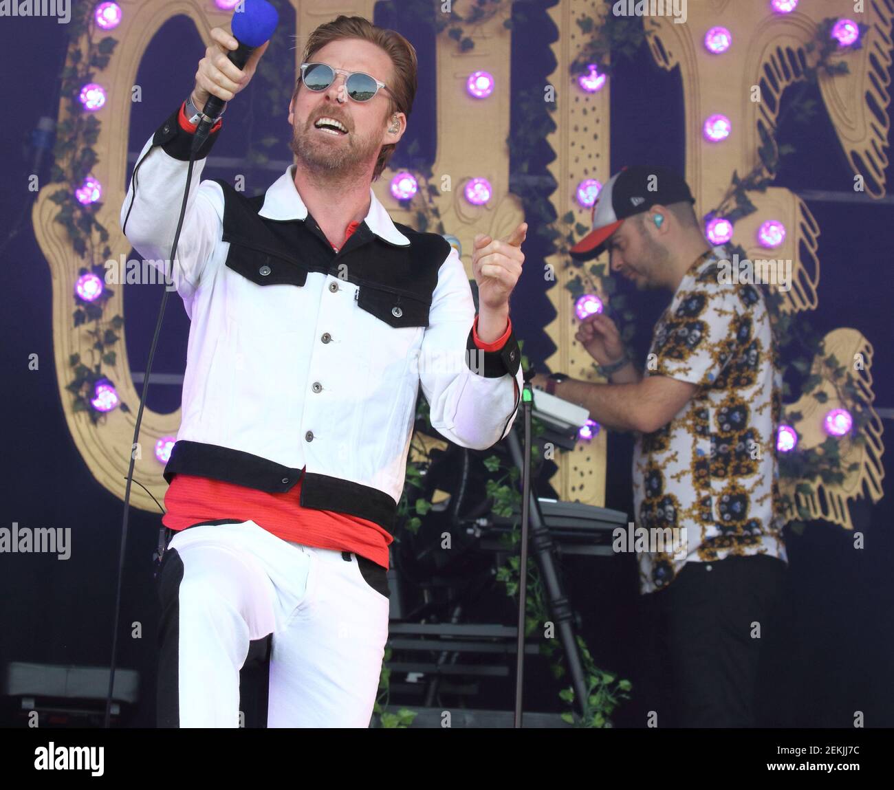 Kaiser Chiefs lead singer, Ricky Wilson at the Pub during the Park's ...