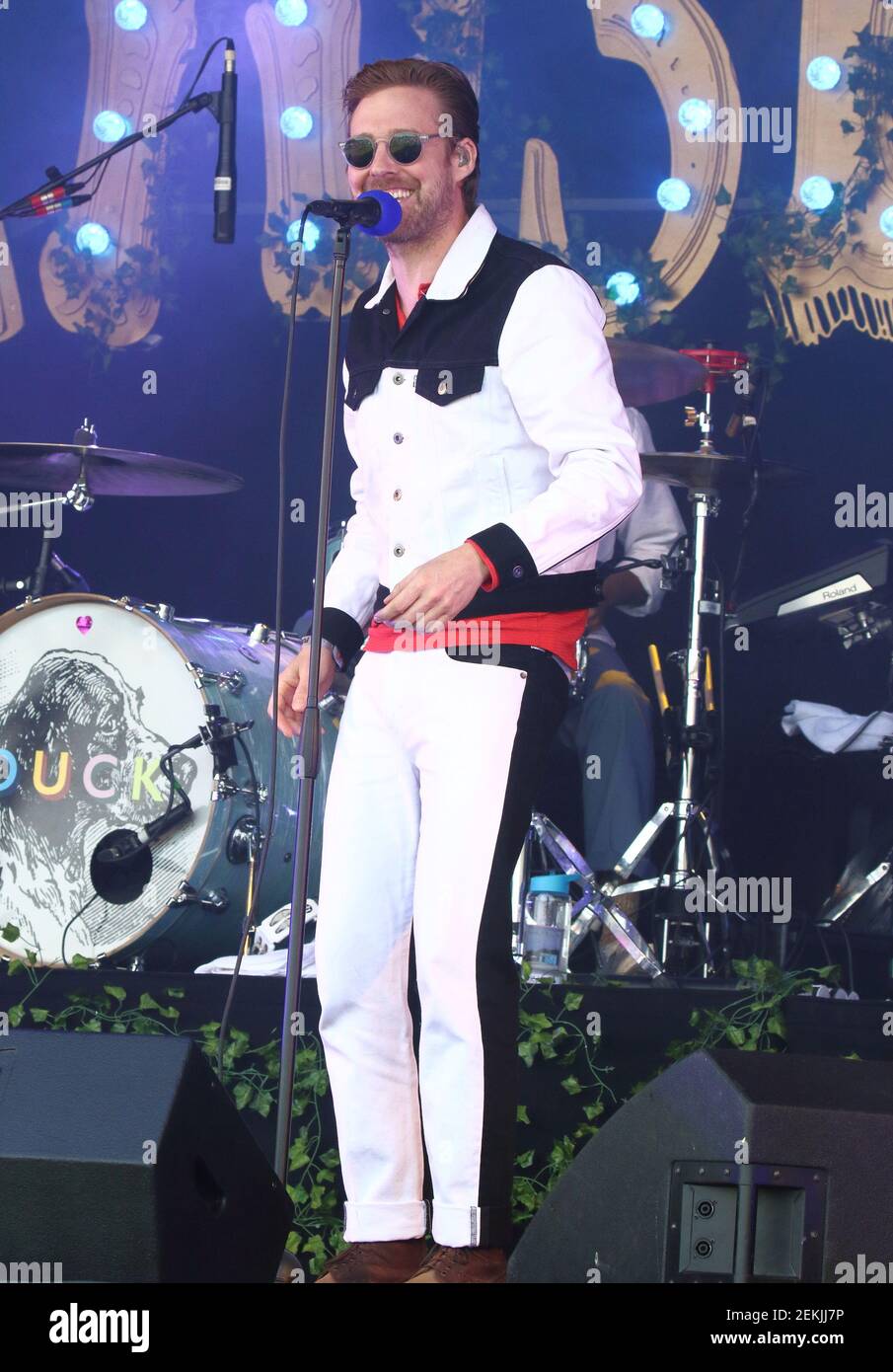 Kaiser Chiefs lead singer, Ricky Wilson at the Pub during the Park's ...