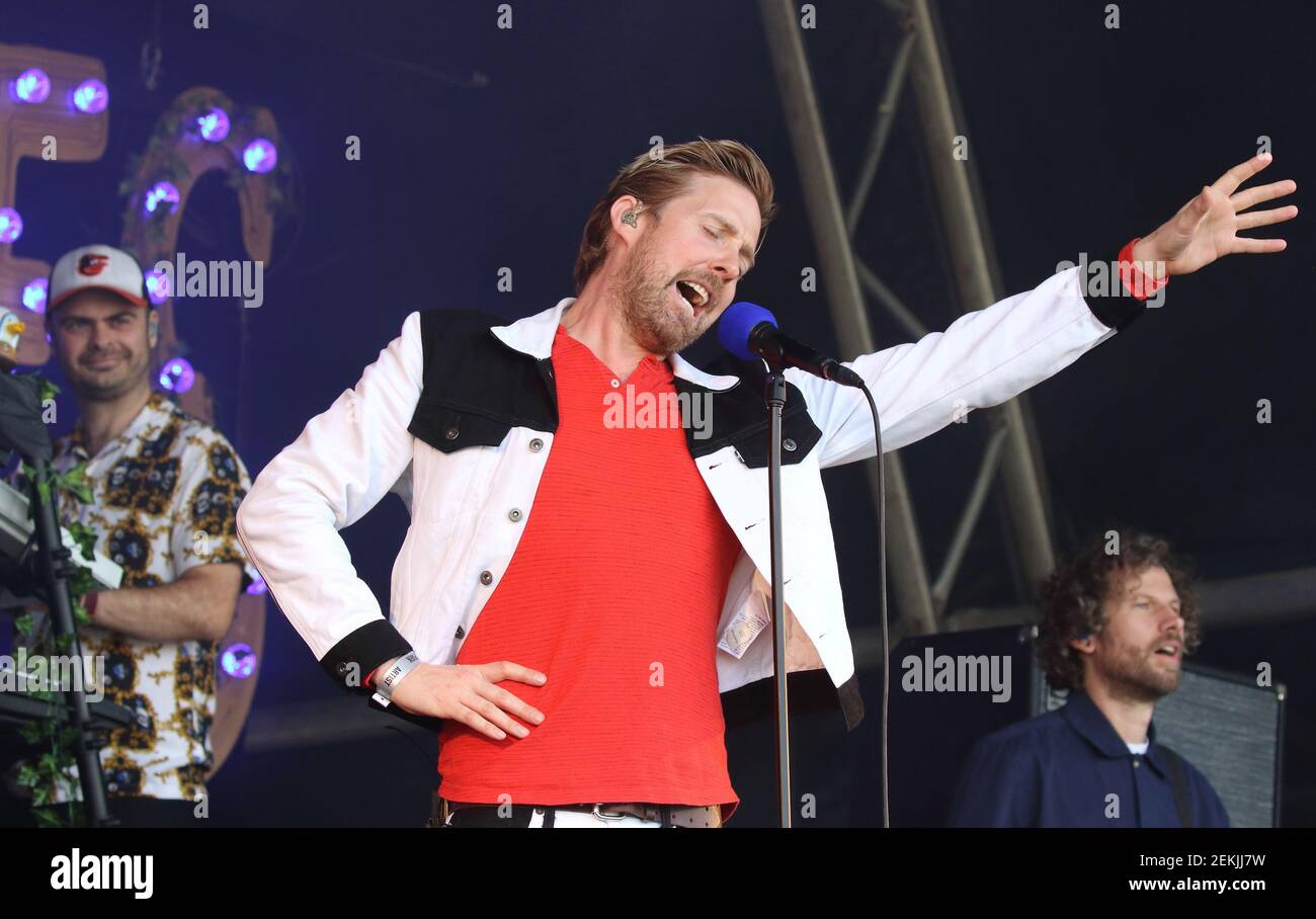 Kaiser Chiefs lead singer, Ricky Wilson at the Pub during the Park's ...