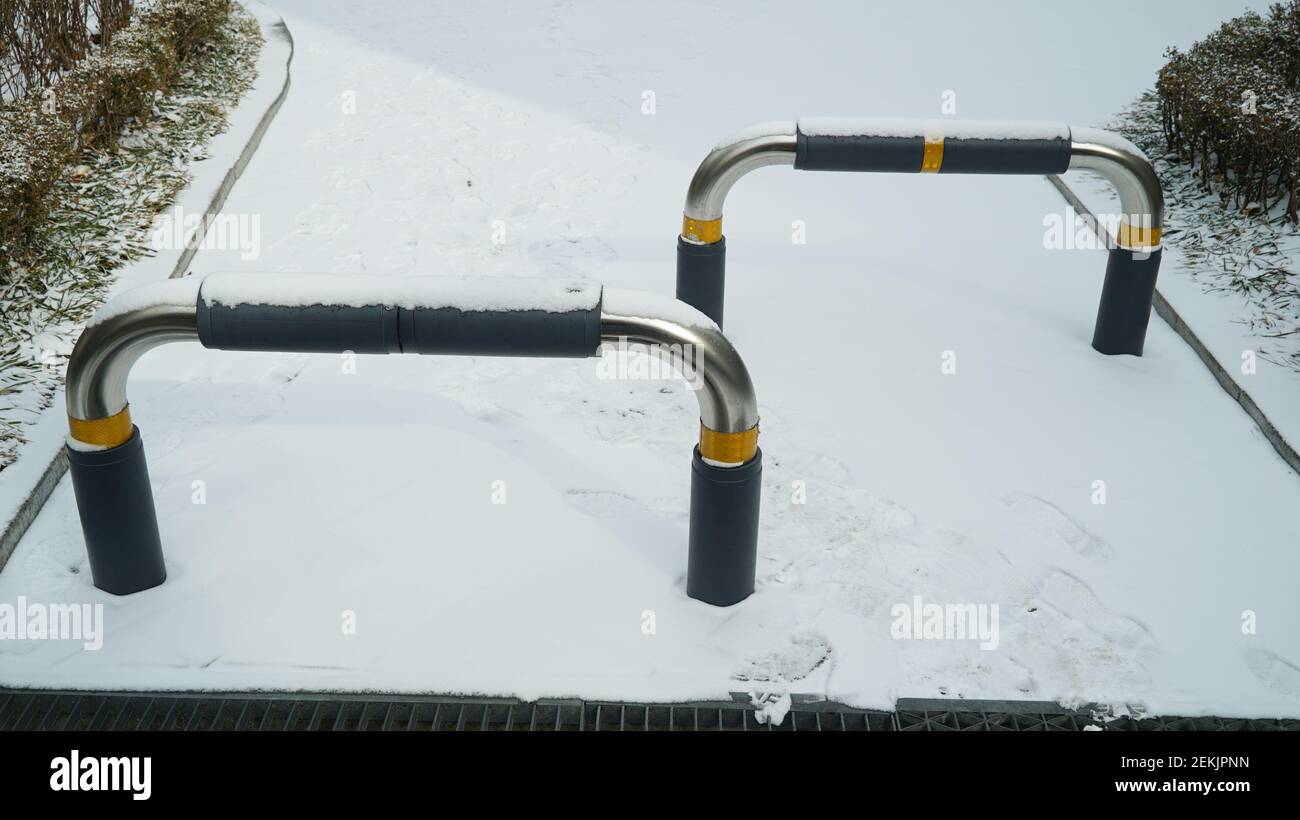 Guardrail on the Winter Park Entrance Stock Photo - Alamy
