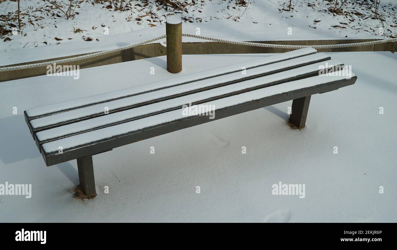 Tile covered benches hi-res stock photography and images - Alamy