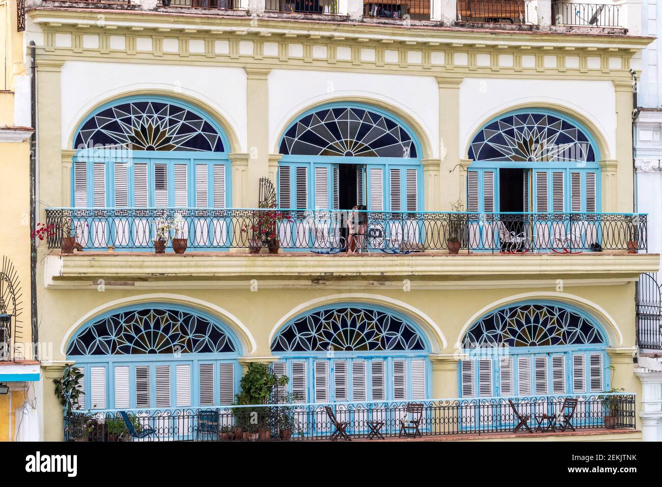 Cuba havana stained glass in window hi-res stock photography and images ...
