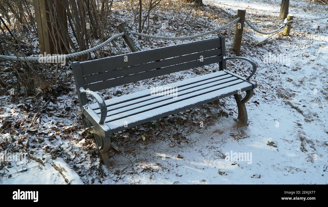 Tile covered benches hi-res stock photography and images - Alamy
