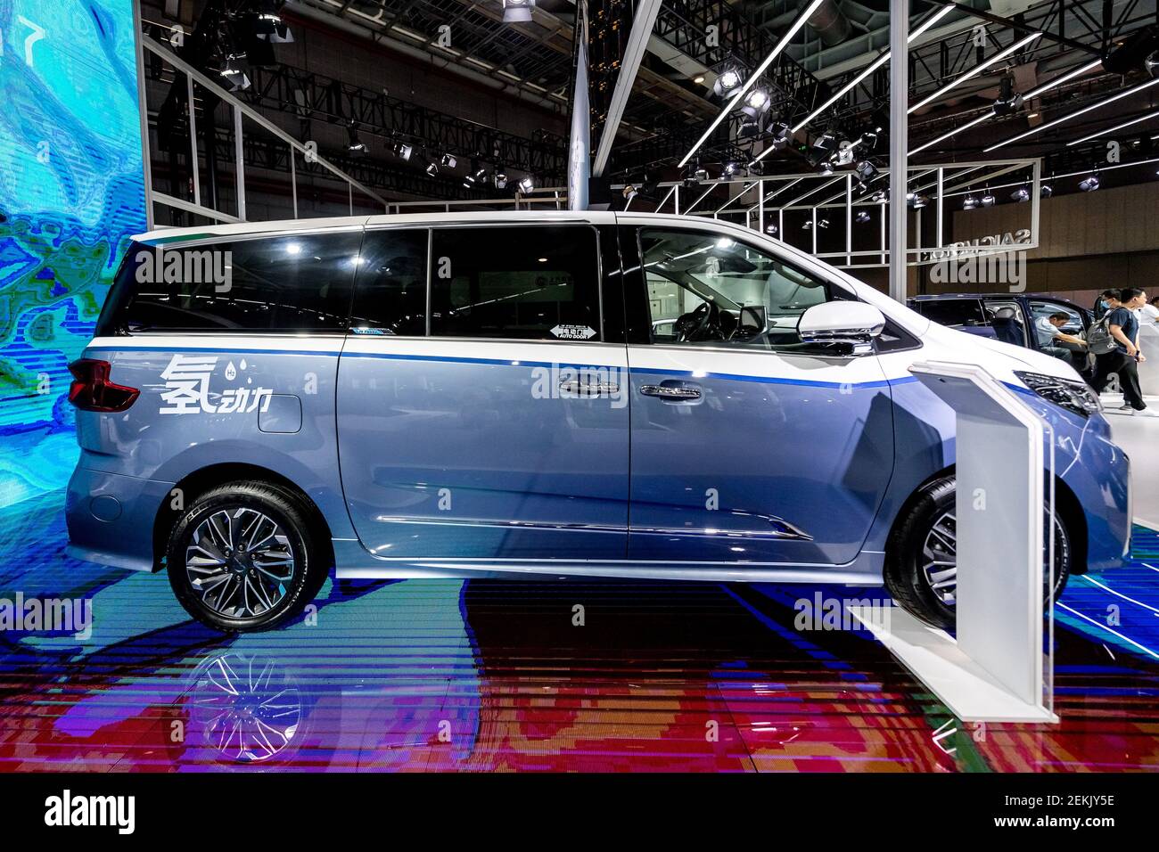 SAIC Motor unveiled its first fuel cell powered MPV in Shanghai at the weekend, the Maxus EUNIQ ...