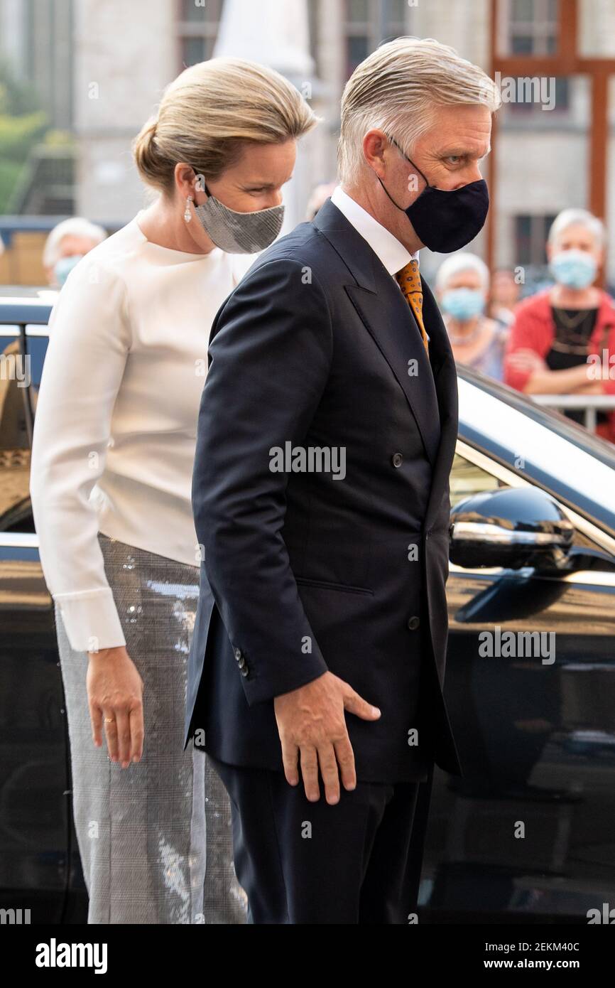 King Philippe - Filip and Queen Mathilde present at the Fur Jan van ...