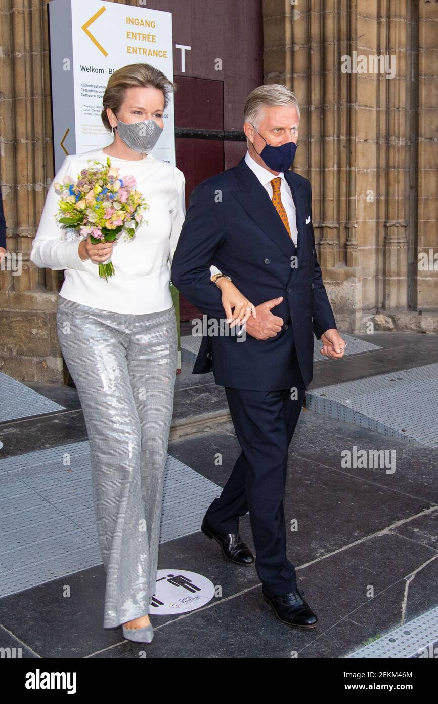 King Philippe - Filip and Queen Mathilde present at the Fur Jan van ...