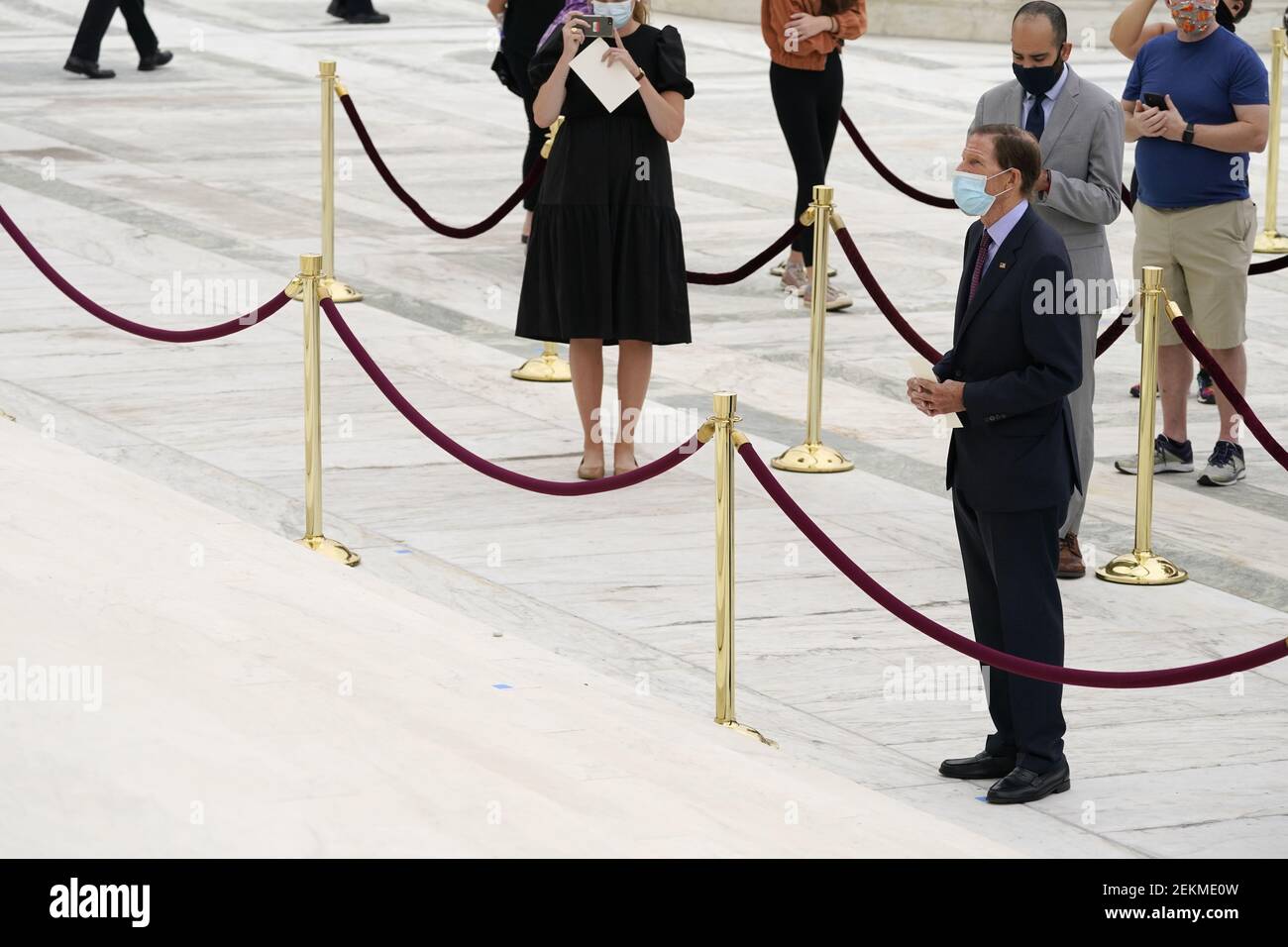 Sen. Richard Blumenthal, D-Ct., center, pays respects as Justice Ruth ...