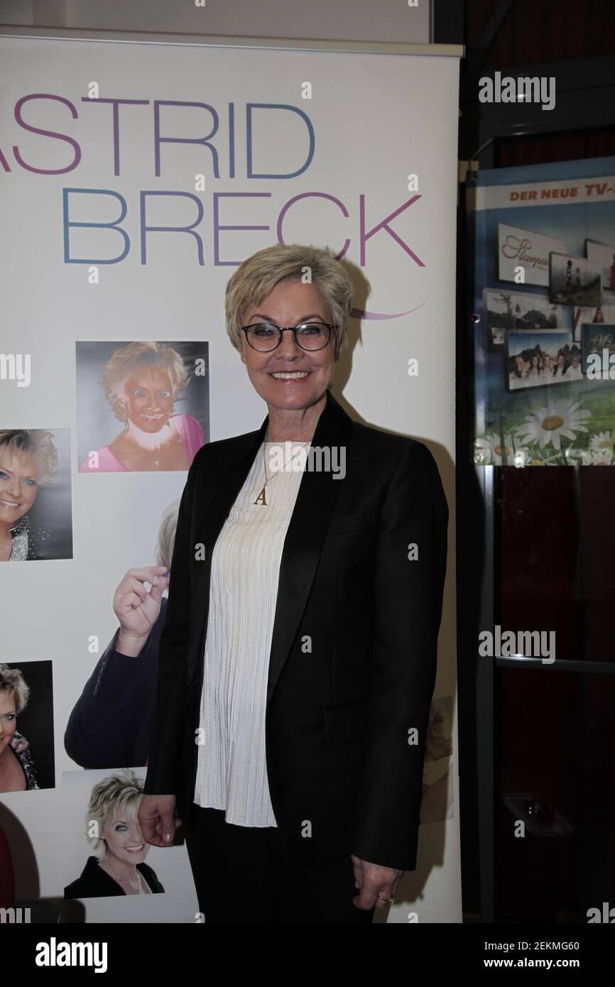 Astrid Breck bei der Show Winter - Zauberland im Bürgerhaus in Niesky ...