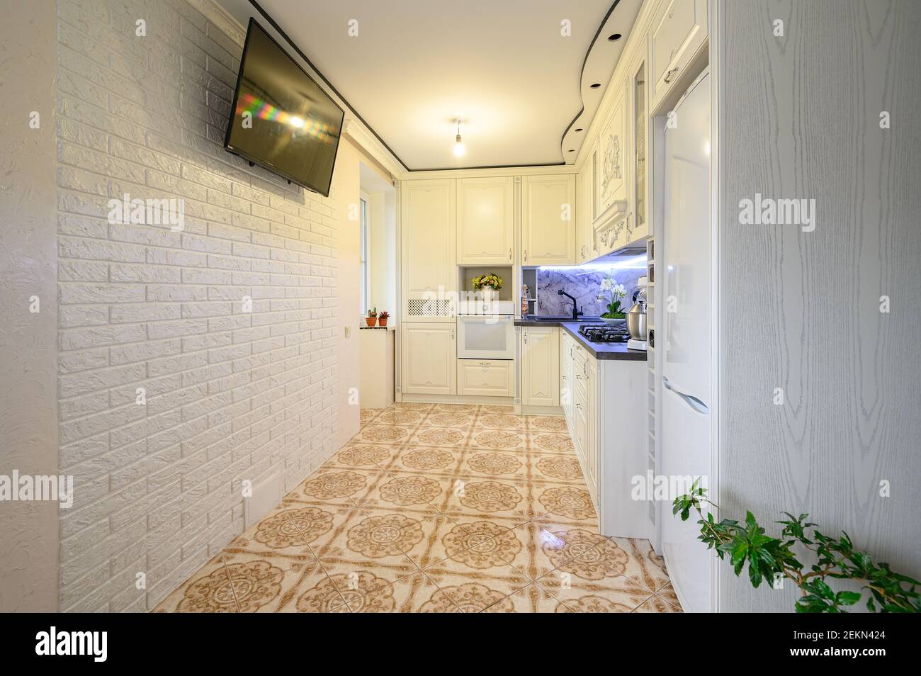 Cream room interior wall hi-res stock photography and images - Alamy