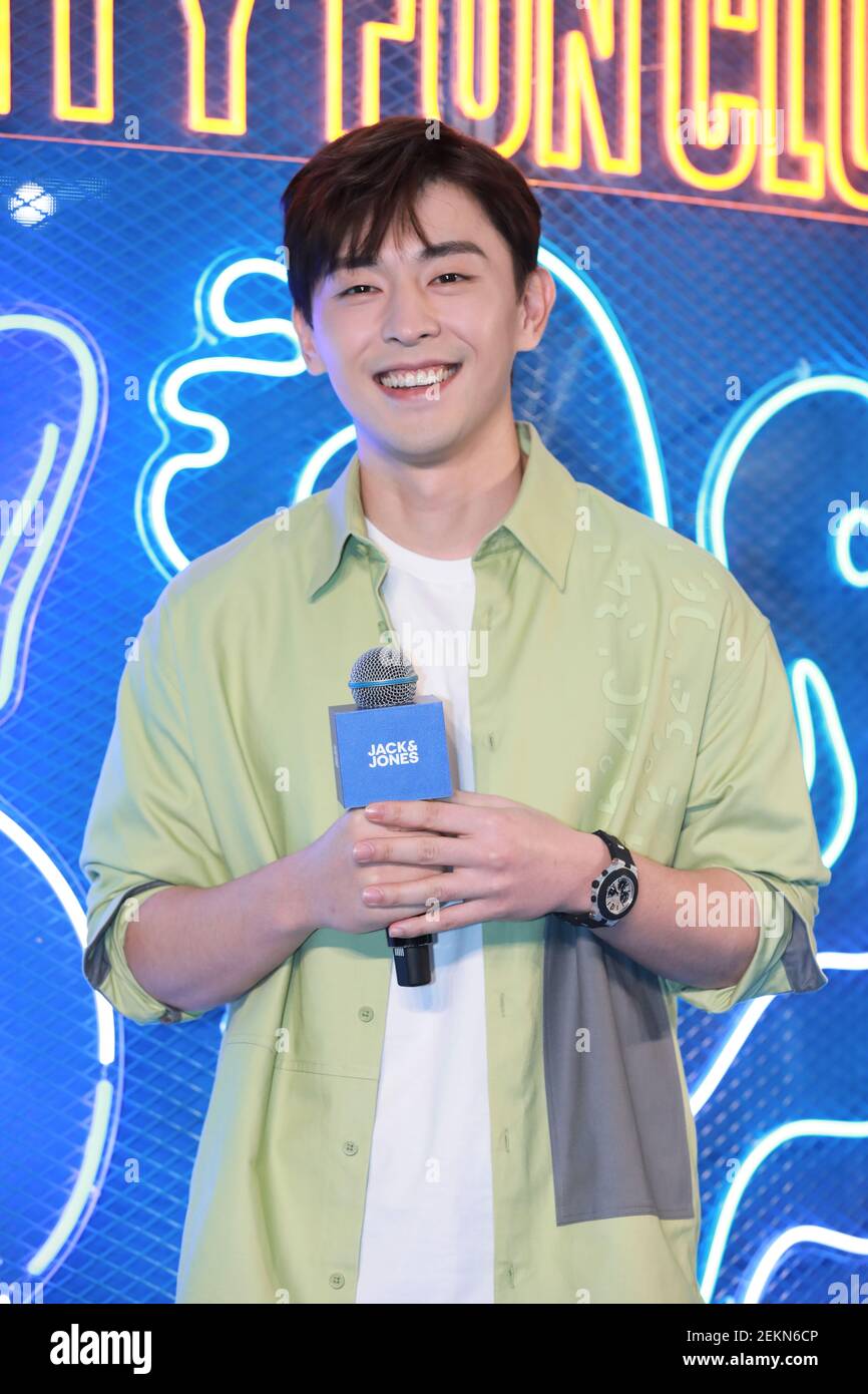 Chinese actor Deng Lun attends a brand promotional event in Shanghai ...