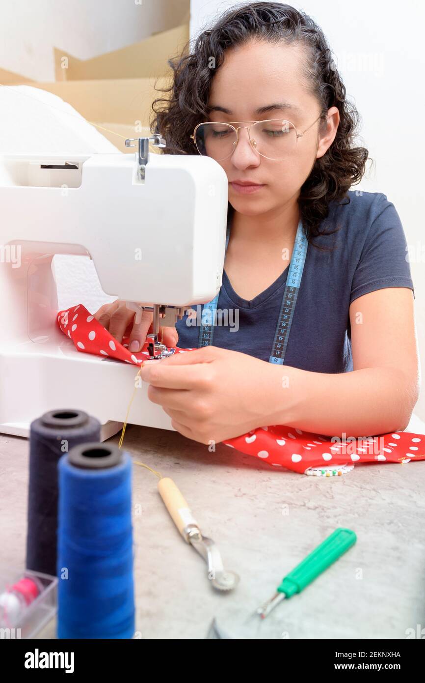 Young needlewoman hi-res stock photography and images - Alamy
