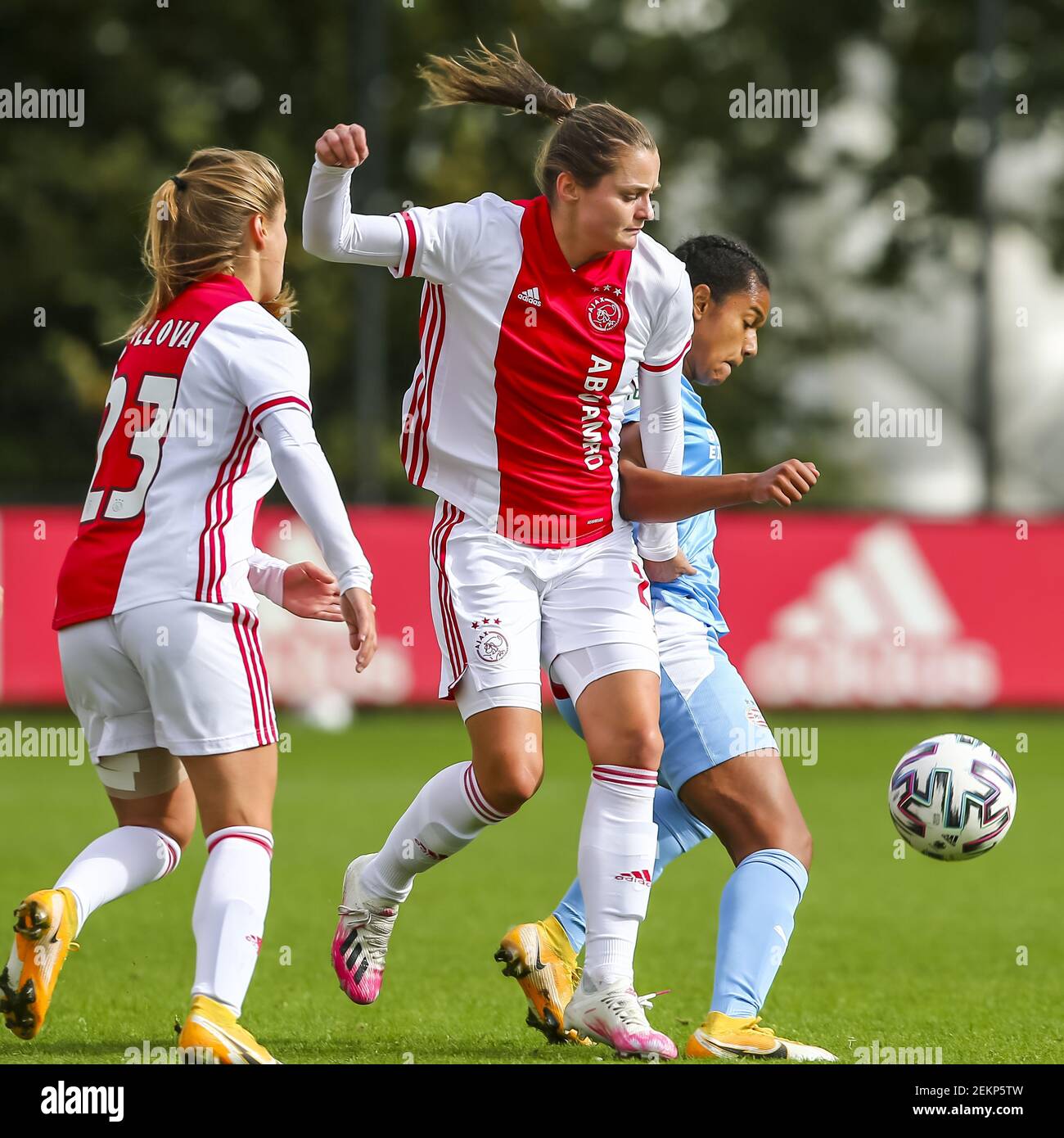 AMSTERDAM, 04-10-2020 ,De Toekomst Eredivisie women, Dutch football ...