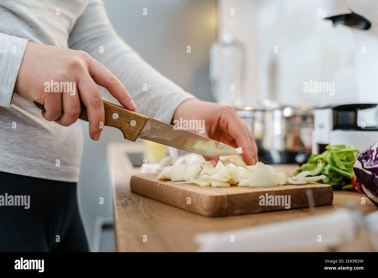 Onion cutting in cube hi-res stock photography and images - Alamy