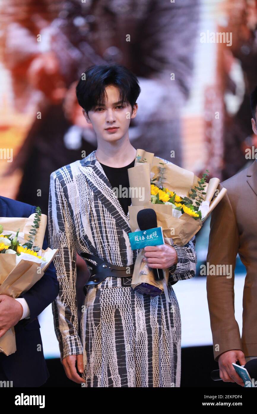 Cast members, including Zhu Zhengting, Allen, Zhang Guoli and others ...