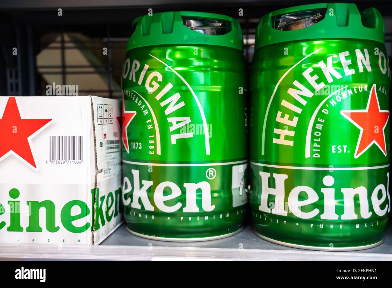 Beer barrel of Heineken seen in a supermarket. (Photo by Alex Tai ...