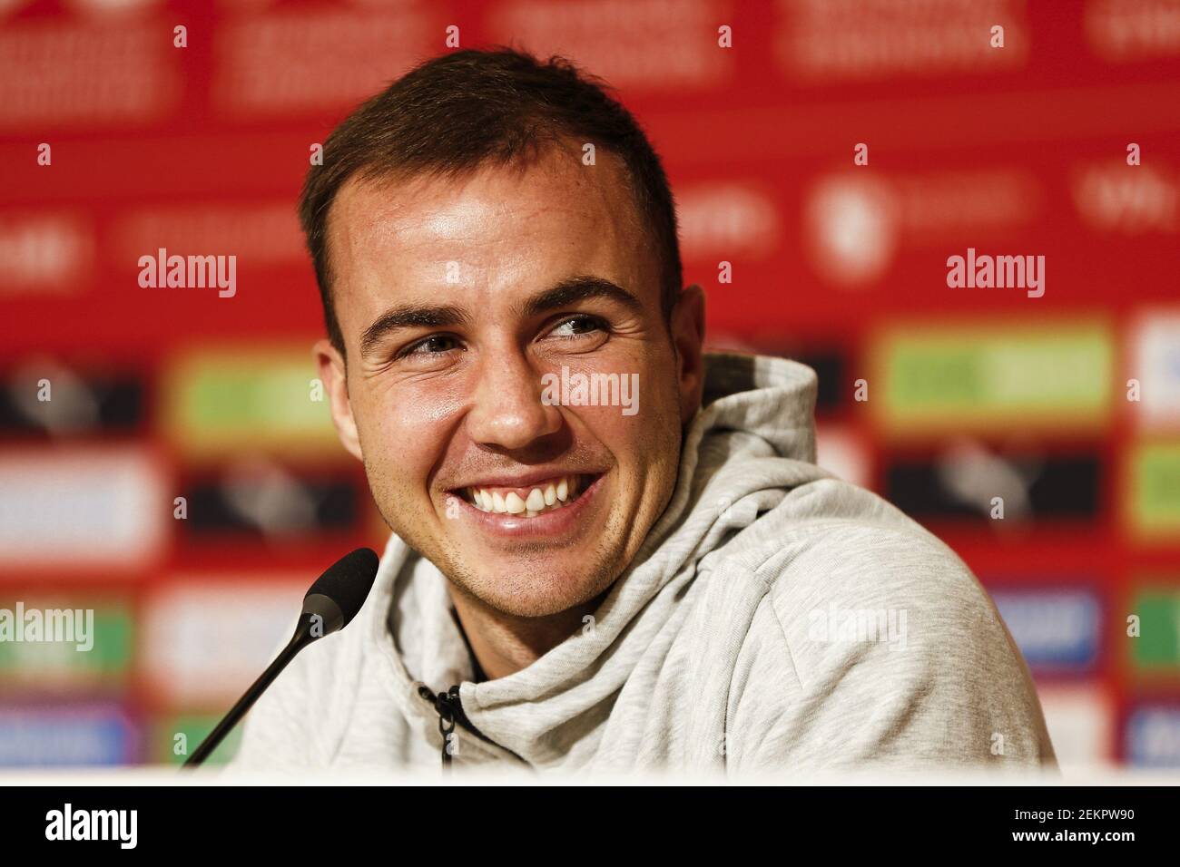 EINDHOVEN, 08-10-2020 , Philips Stadion, PSV presents Mario Gotze. PSV ...