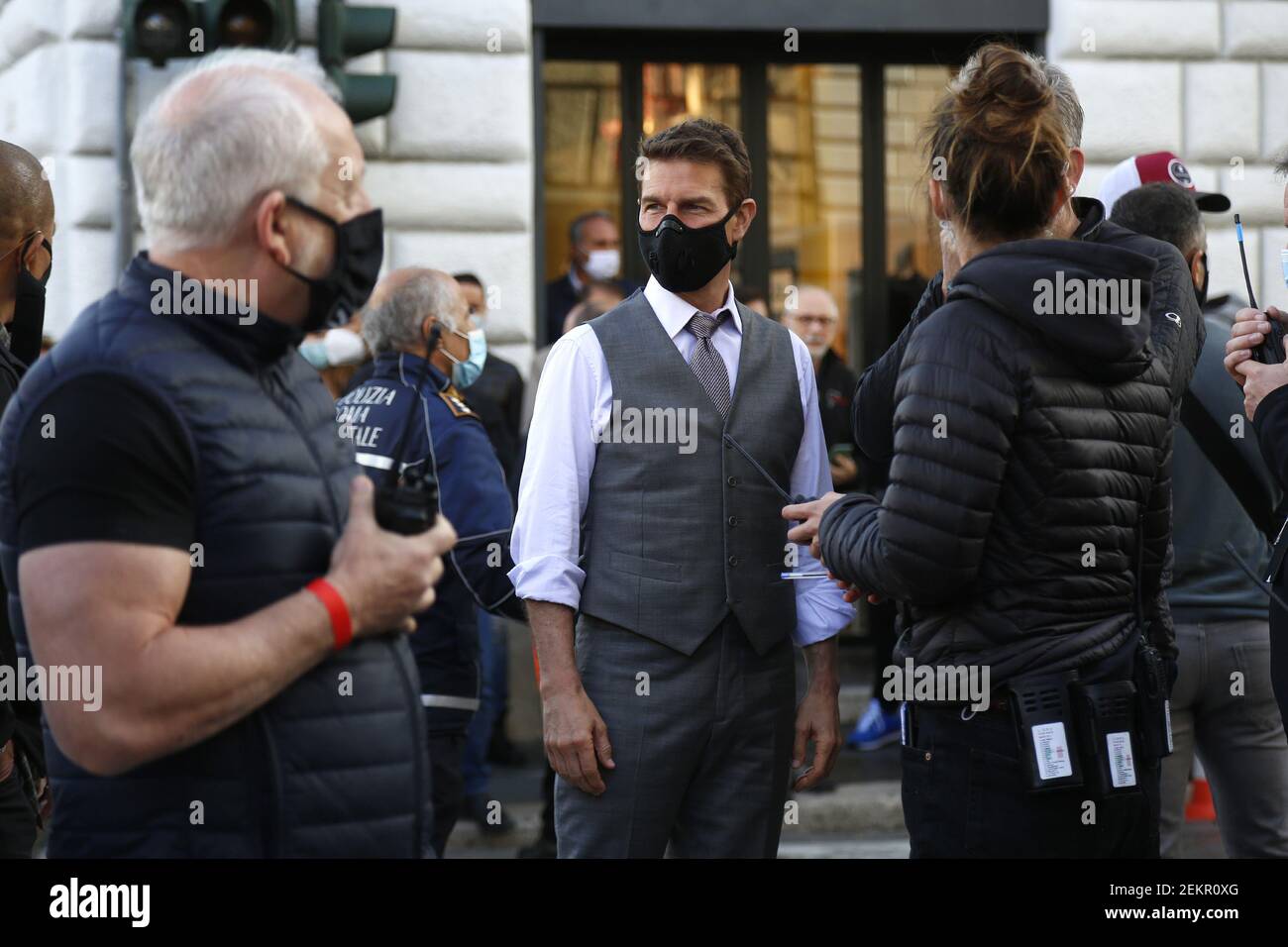 Actor Tom Cruise wearing a face mask on the set of the film Mission ...