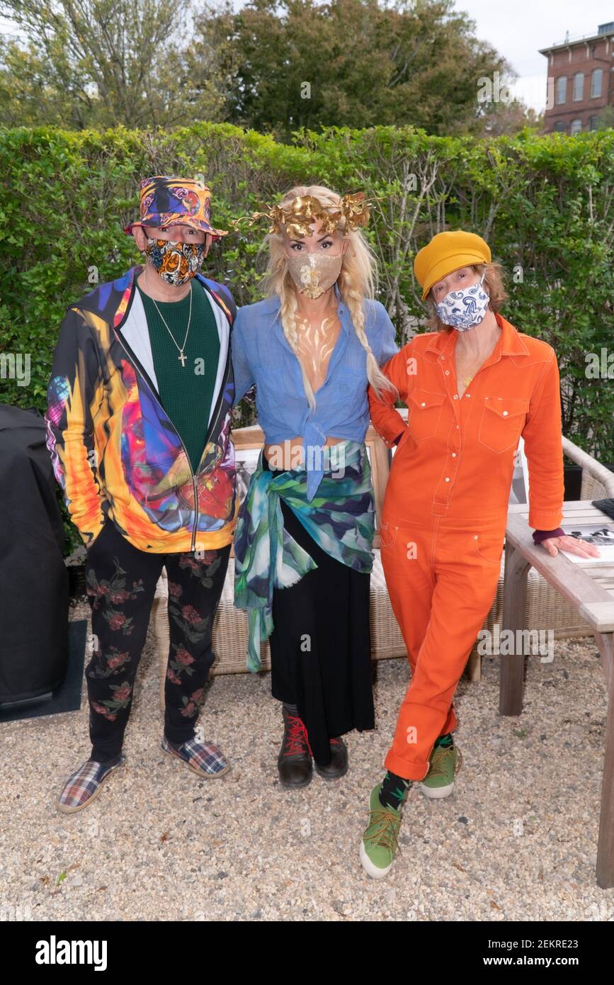 Montgomery Frazier, Robin Rice and Luciana Pampalone attend Robin Rice ...