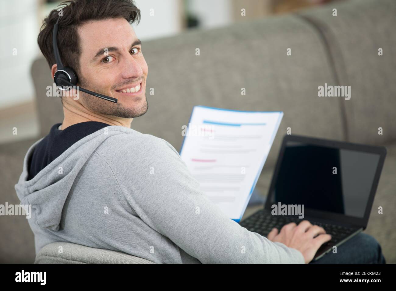 Telesales hi-res stock photography and images - Alamy