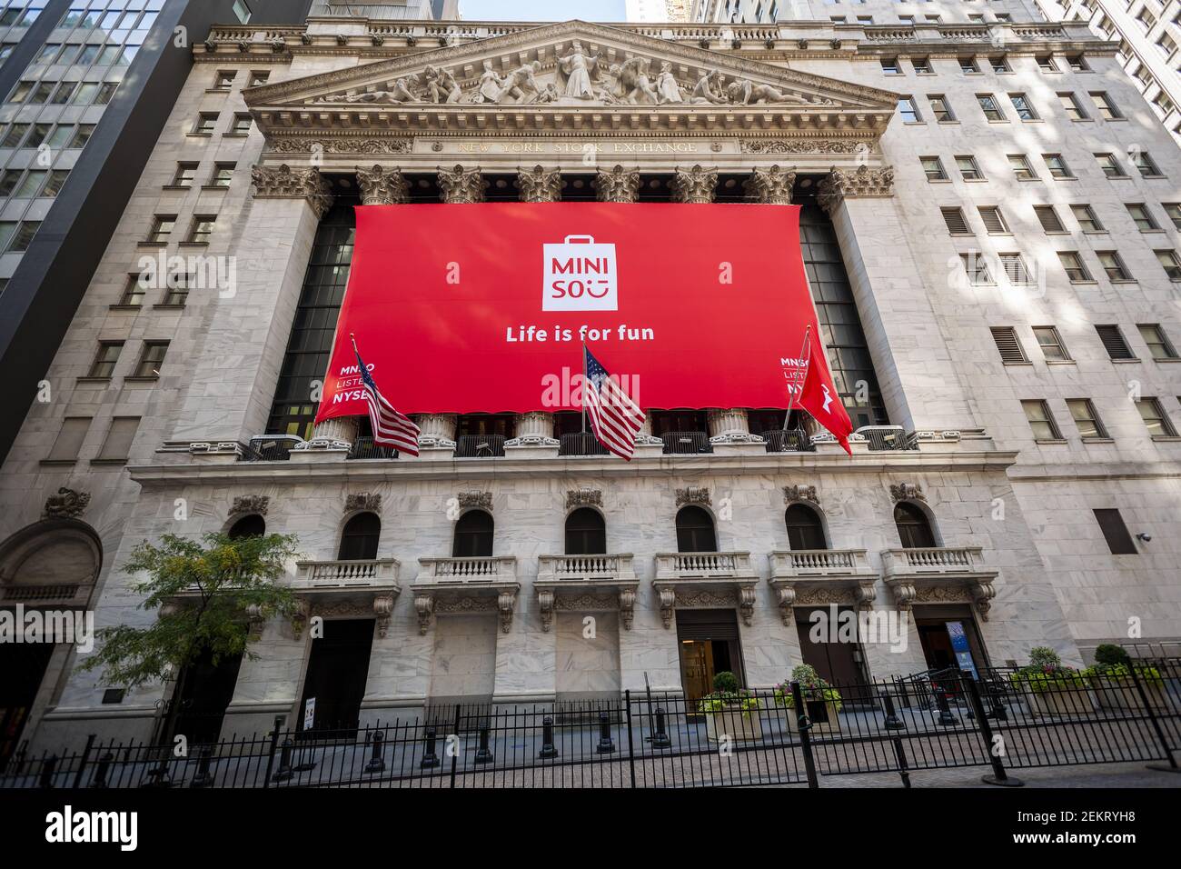 Miniso new york hi-res stock photography and images - Alamy